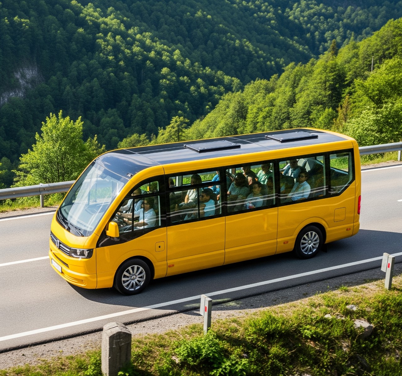 Hire a Minibus for Weekend Getaways_Affordable